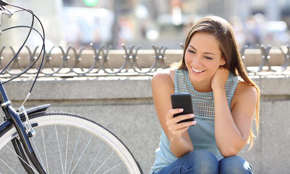 Social proximity in friendships has a strong effect on emotions ...