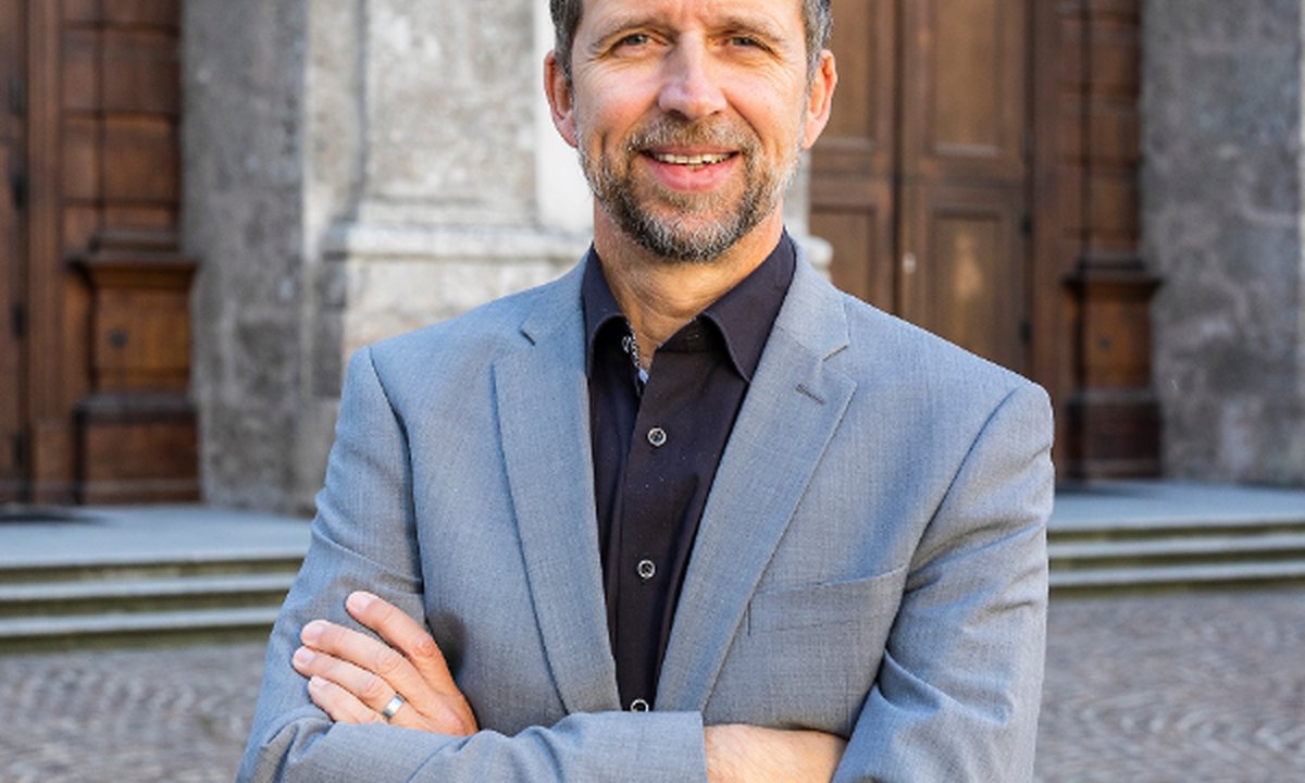 Mike Peters – Universität Innsbruck