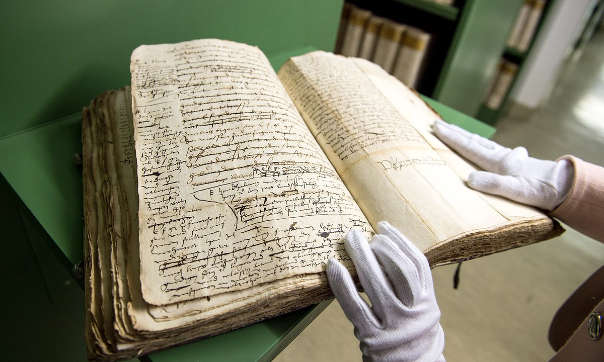 Computer Reads Old Handwritten Texts – Universität Innsbruck